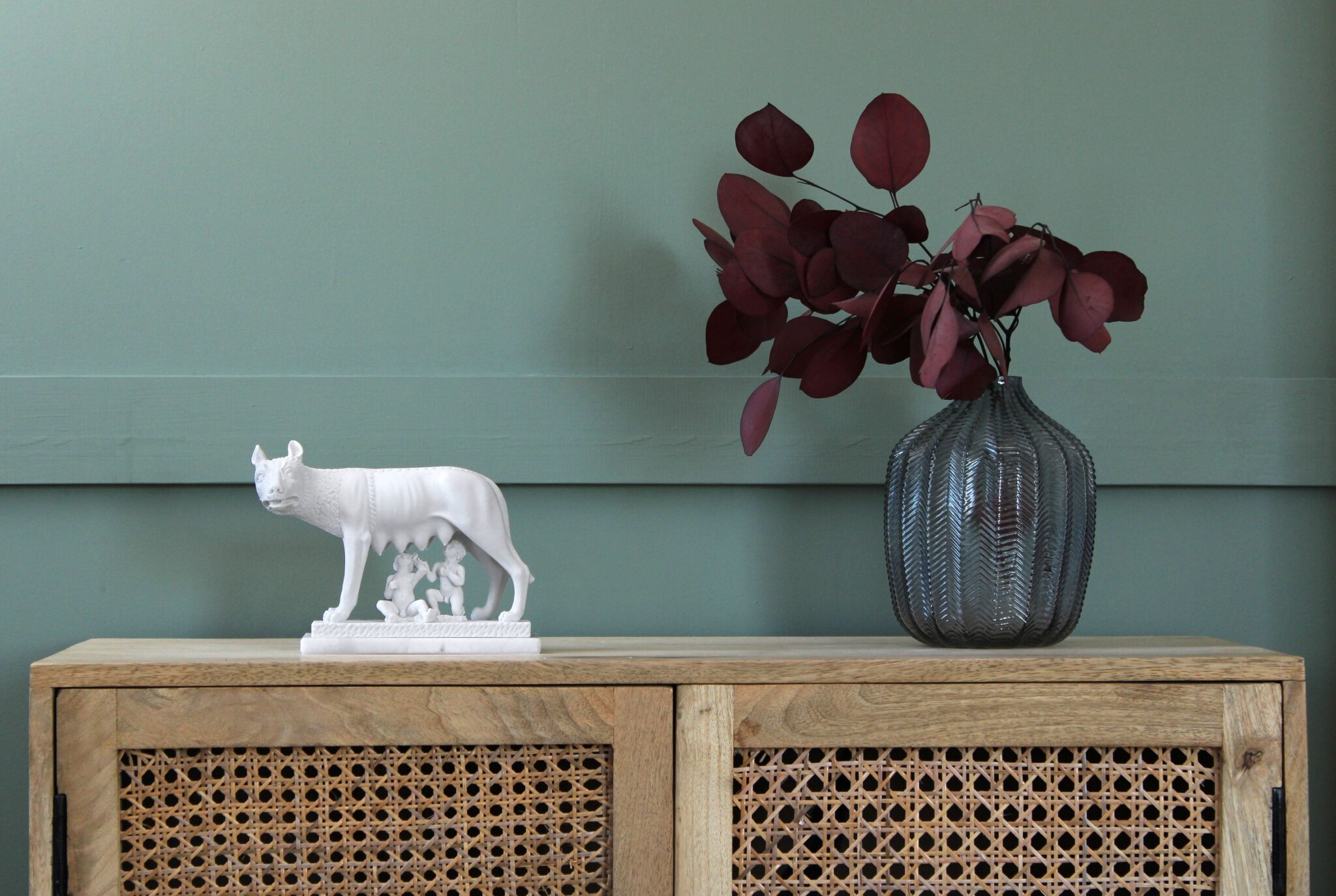 Capitoline Rome Wolf Statue (Romulus and Remus with She-Wolf) – DEVARGAS